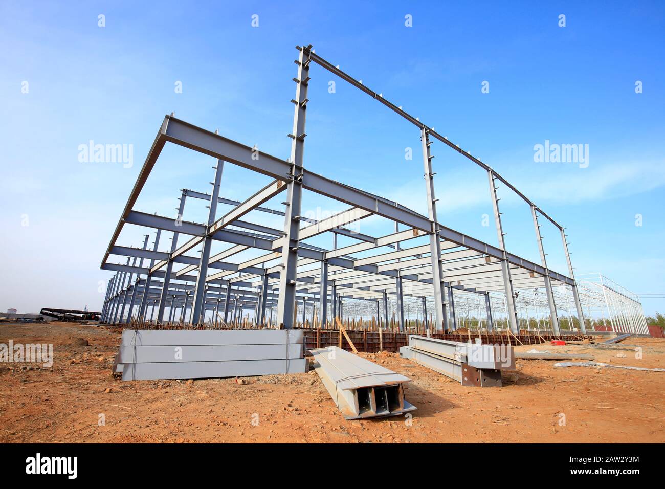 Steel frame structure Stock Photo - Alamy