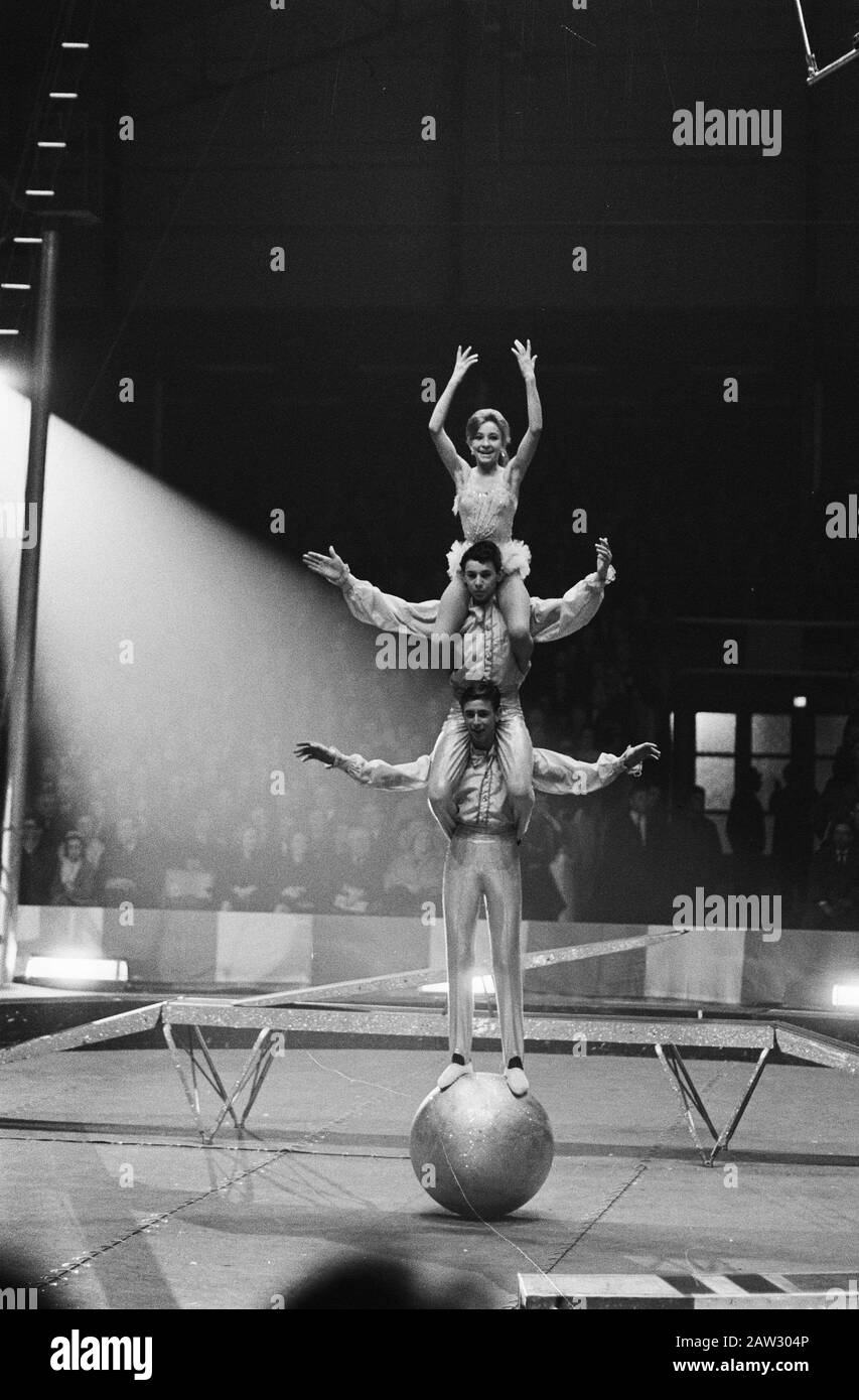 Track review Black and White Stock Photos & Images - Alamy