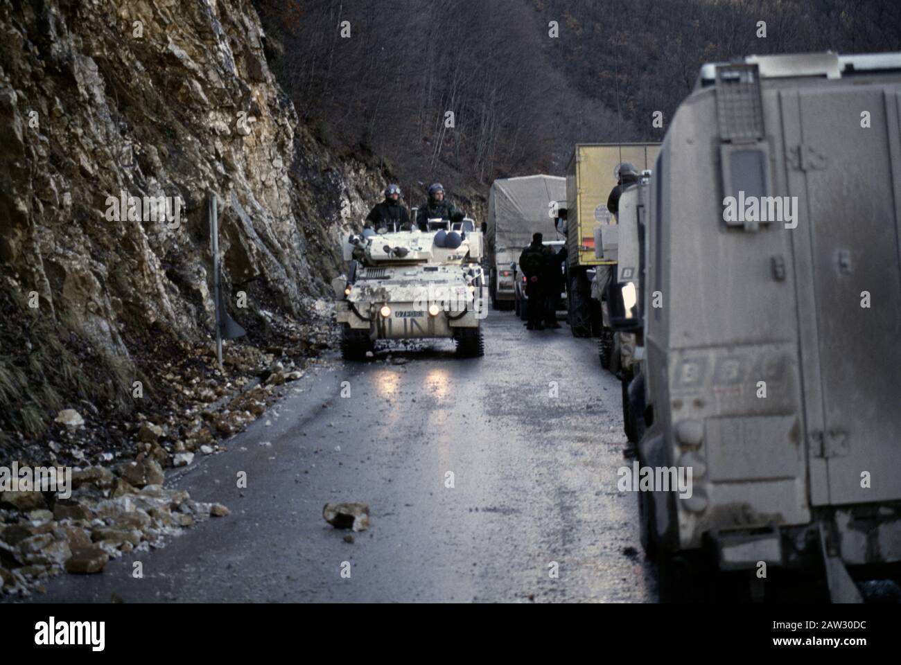 British army convoy hi-res stock photography and images - Alamy