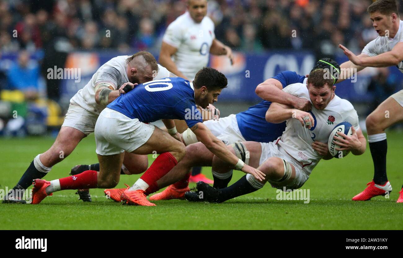 Sam Underhill of England tackled by Gregory Alldritt of France France v ...