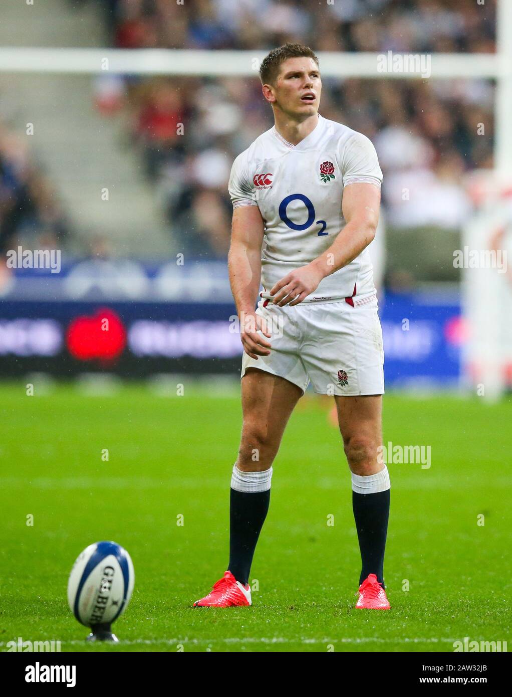 Owen Farrell of England prepares to kick France v England, Guinness 6 ...