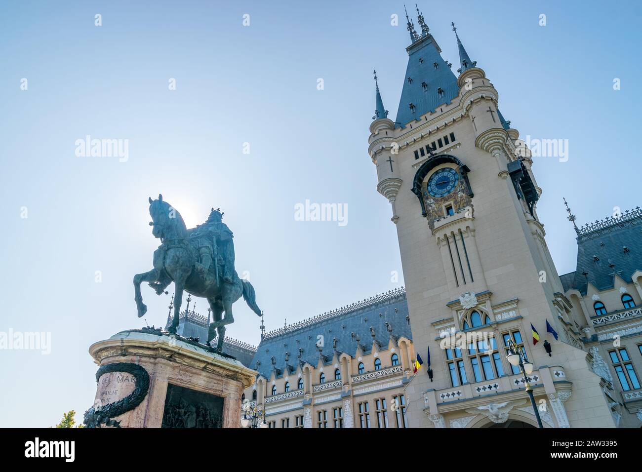 Statue of Stephen the Great in front of the Palace of Culture in Iasi ...