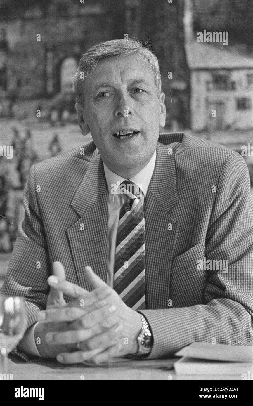 Thesis presentation Black and White Stock Photos & Images - Alamy