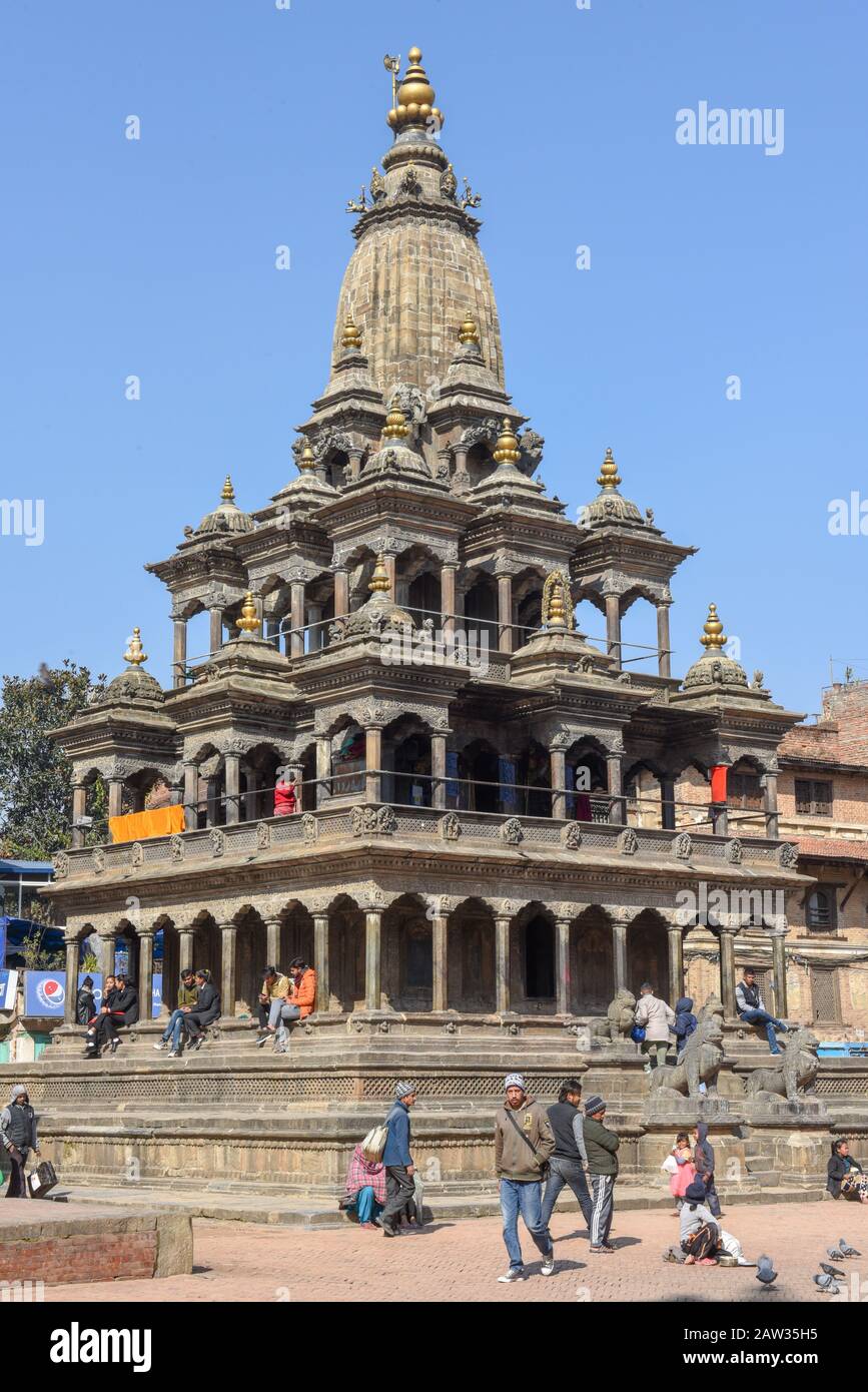 Krishna temple patan durbar square hi-res stock photography and images ...