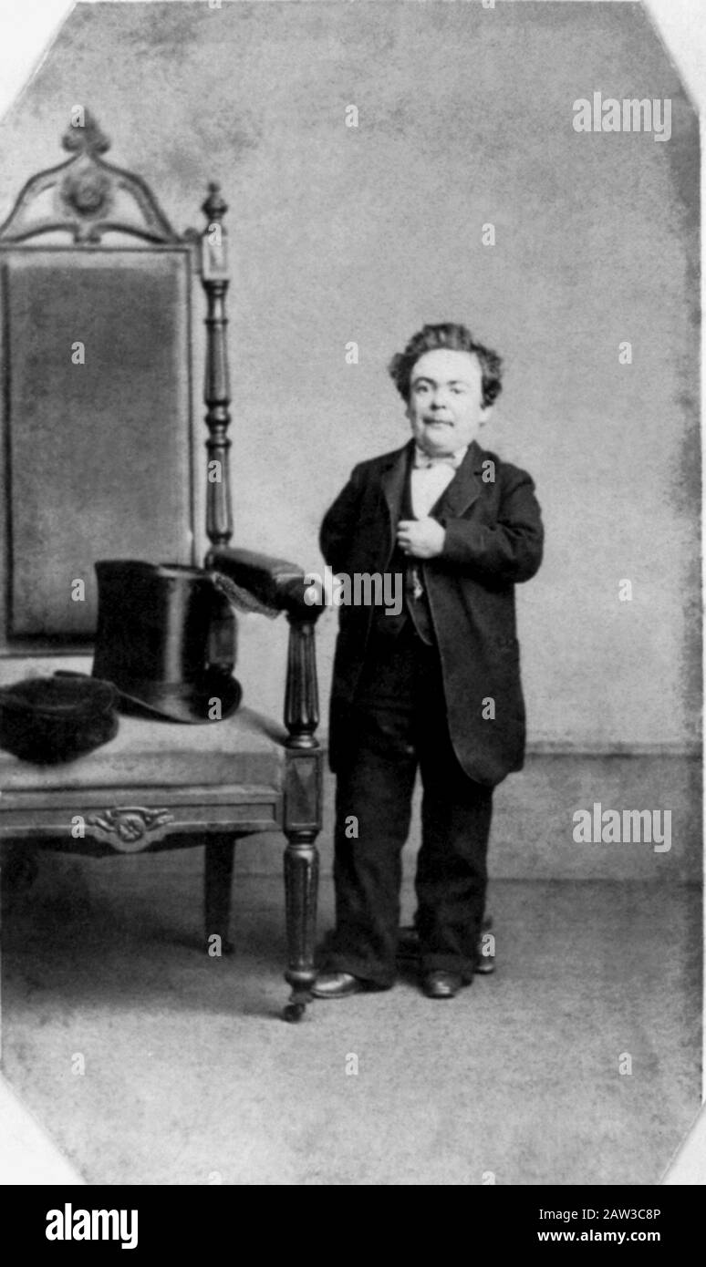 General tom thumb midget hi-res stock photography and images - Alamy