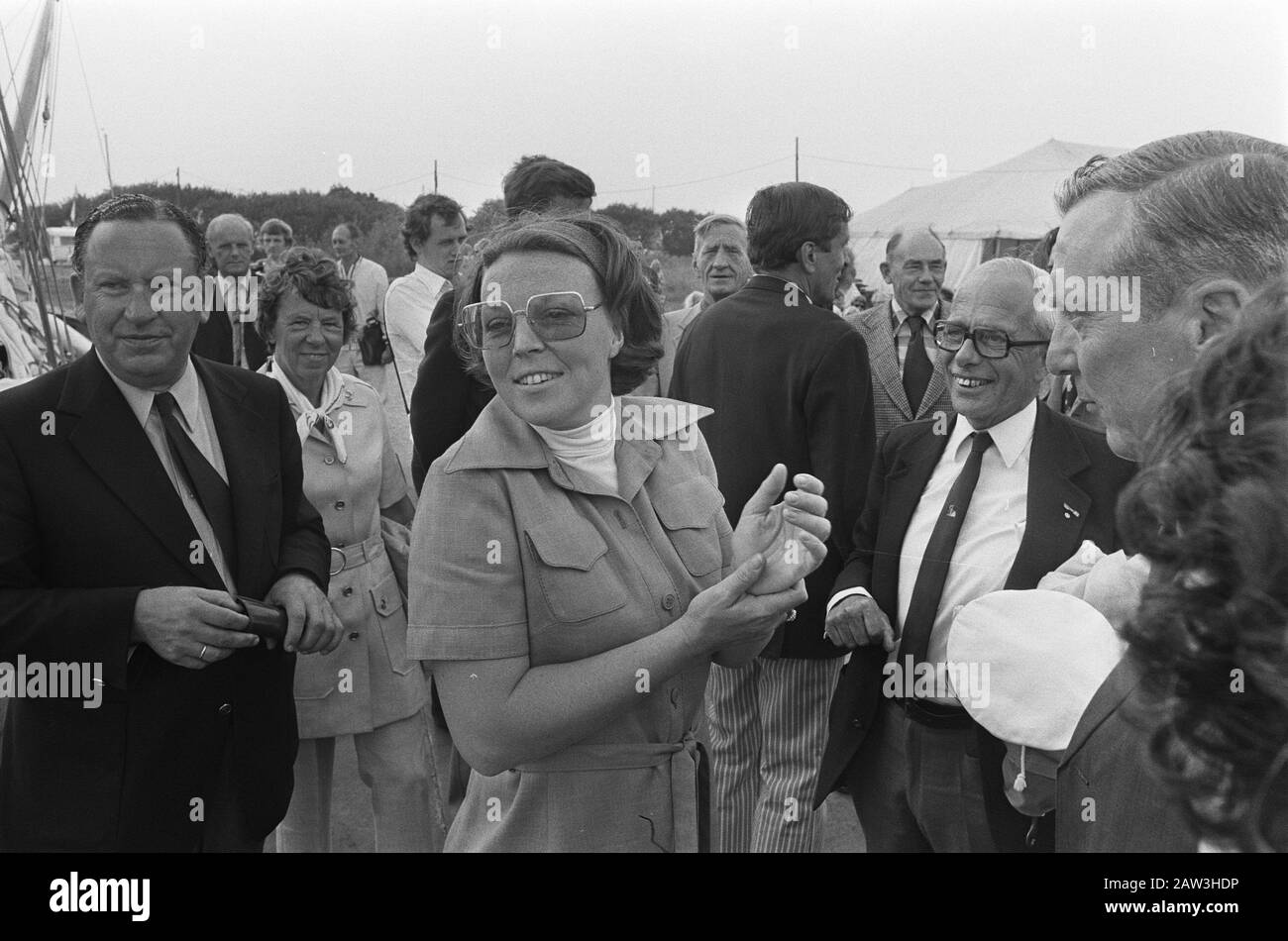 Princess Beatrix and Prince Claus and their children to sailing the ...