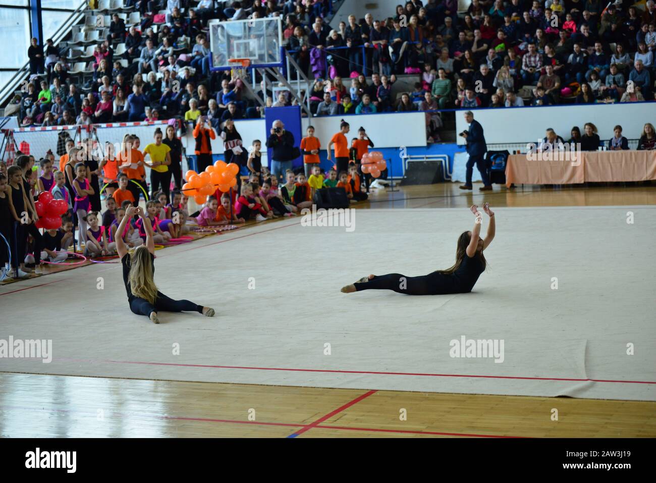 Young women doing rhythmic gymnastics Stock Photo - Alamy