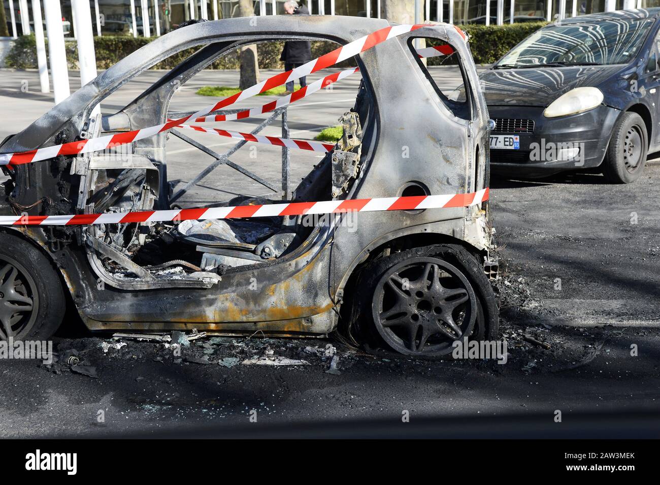 Micro car burnt down in Paris - France Stock Photo - Alamy