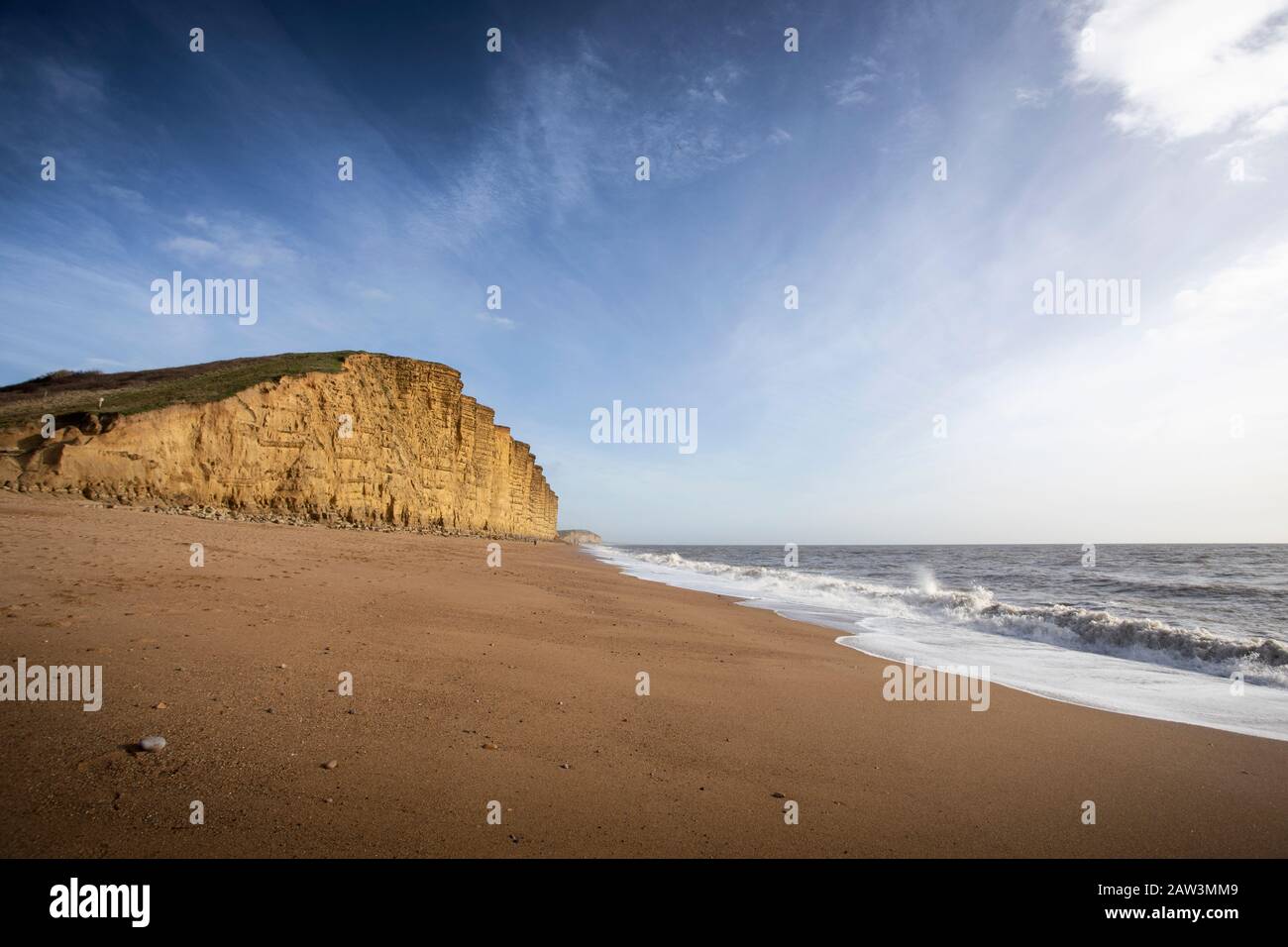 The dramatic cliffs at West Bay on the Dorset coast Stock Photo - Alamy