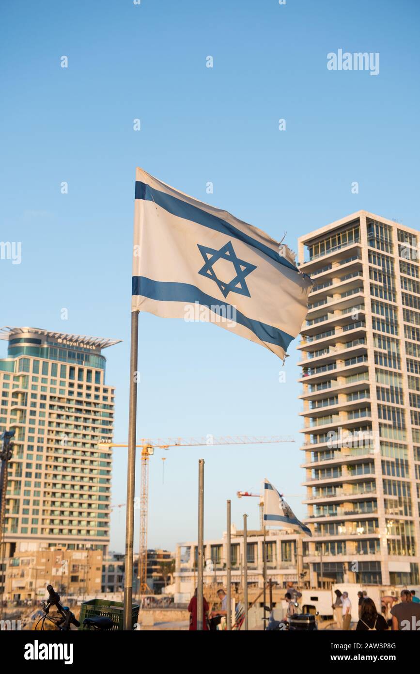 The Israeli flag flies in a warm summer breeze Stock Photo - Alamy