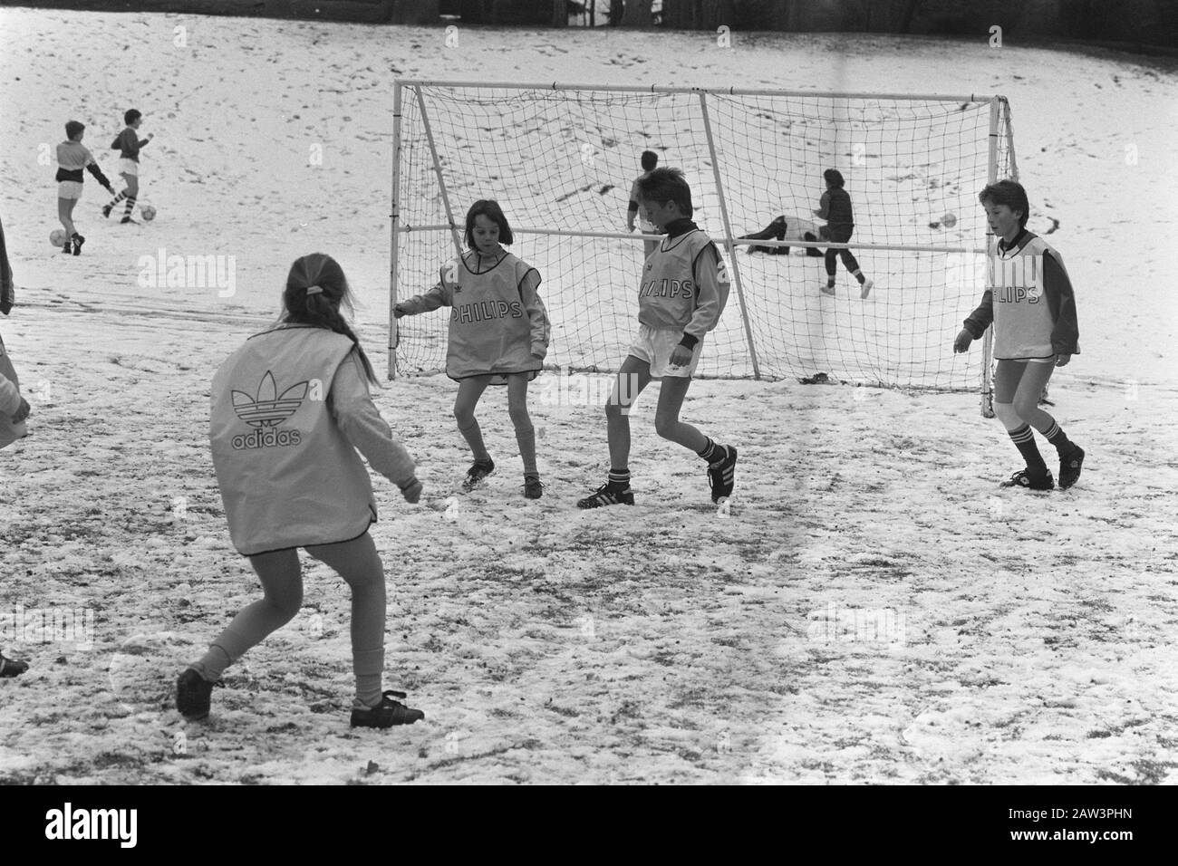 Technical director knvb rinus michels Black and White Stock Photos ...