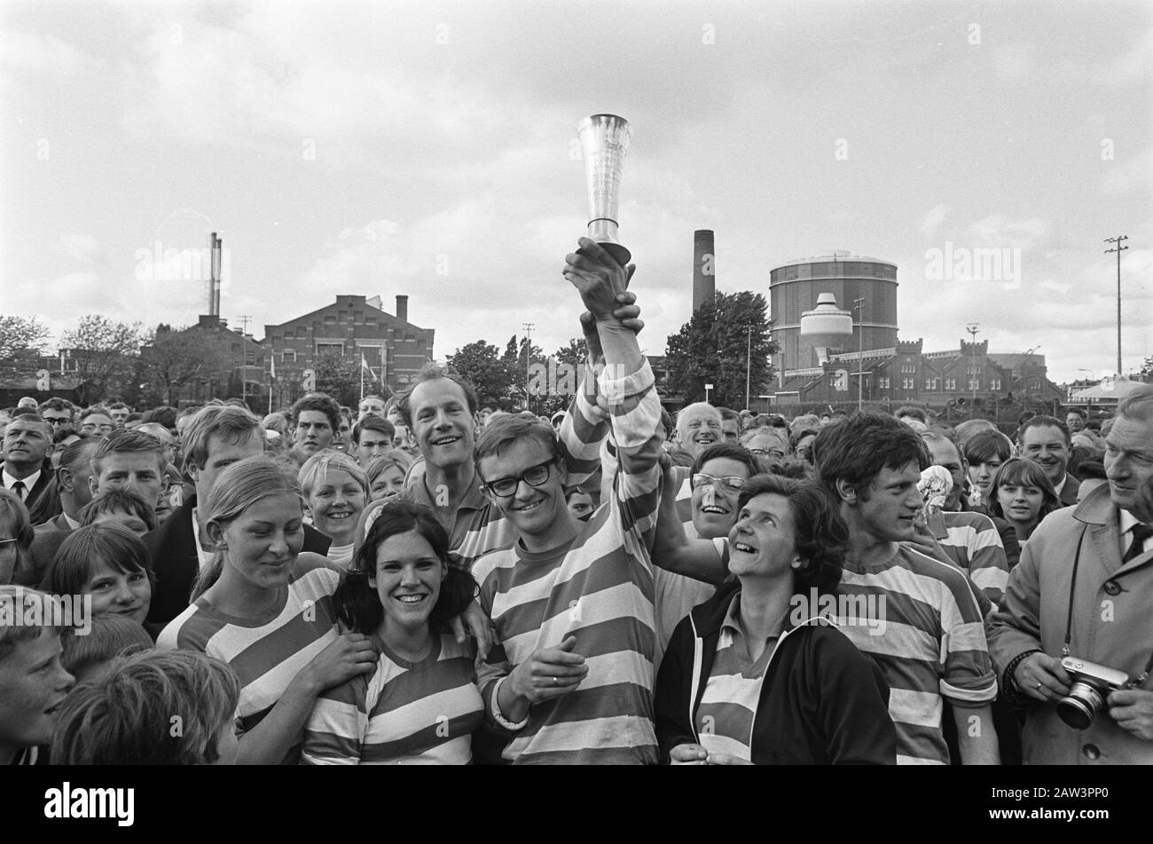 May 12 1968 Black and White Stock Photos & Images - Alamy