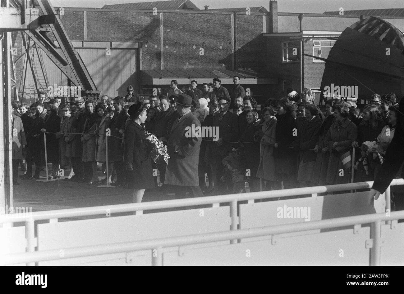 Princess Margriet late ship water shipyard in Lobith Hoop Princess ...