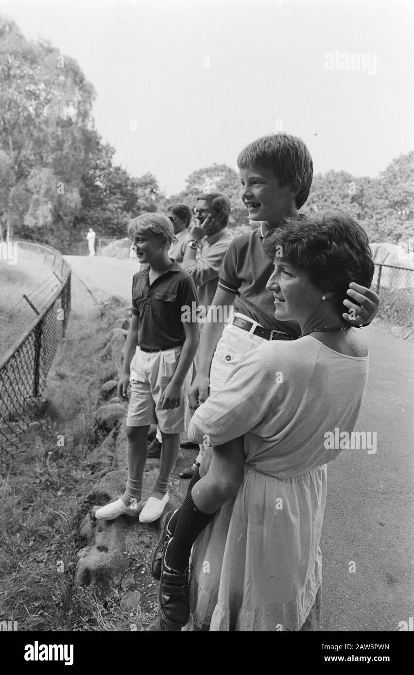 18 arm Black and White Stock Photos & Images - Alamy