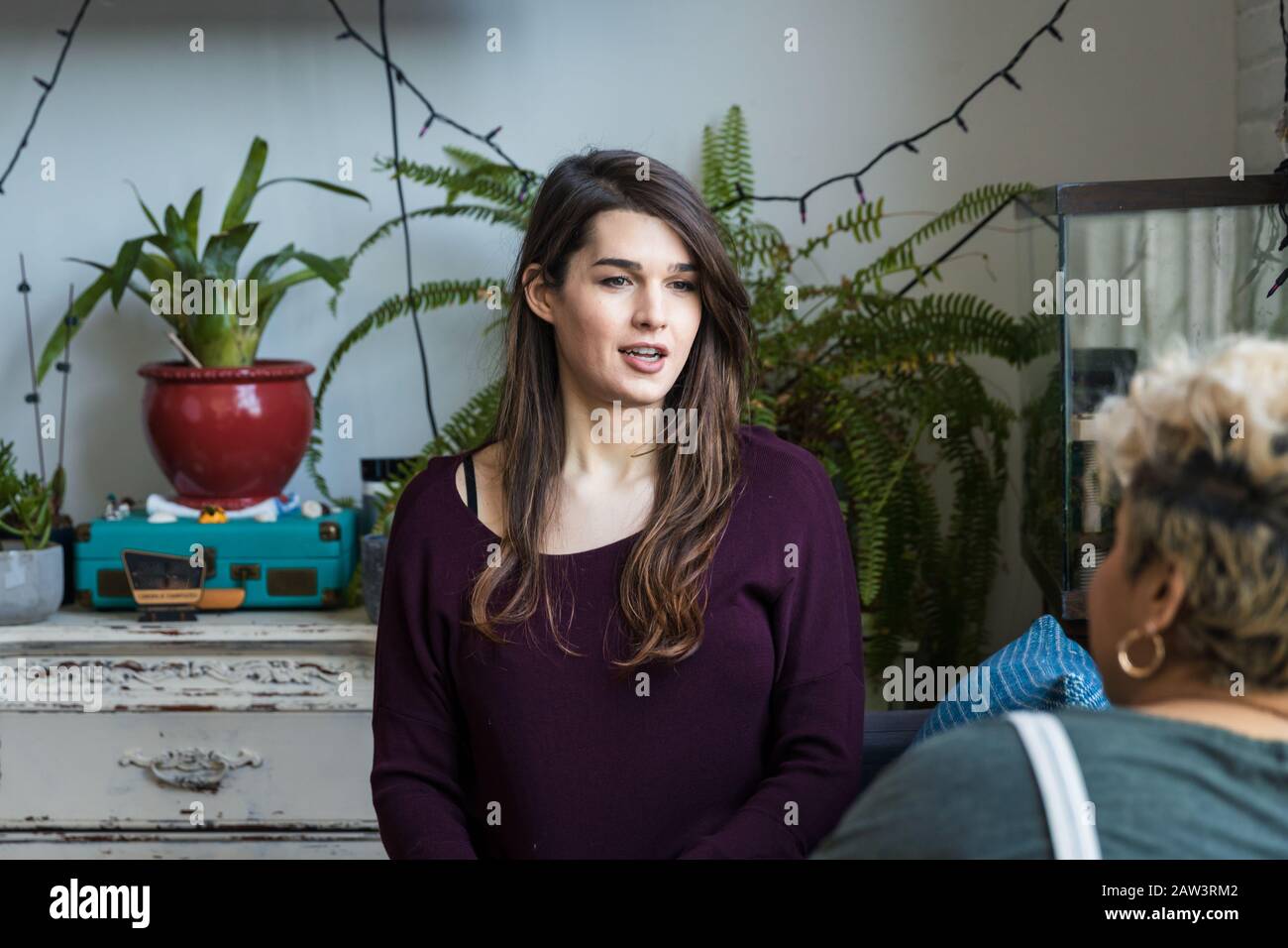 Roommates hi-res stock photography and images - Alamy