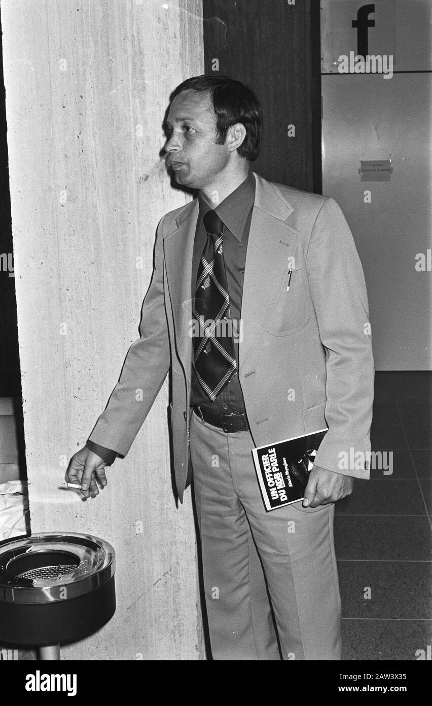 Kgb agent hi-res stock photography and images - Alamy