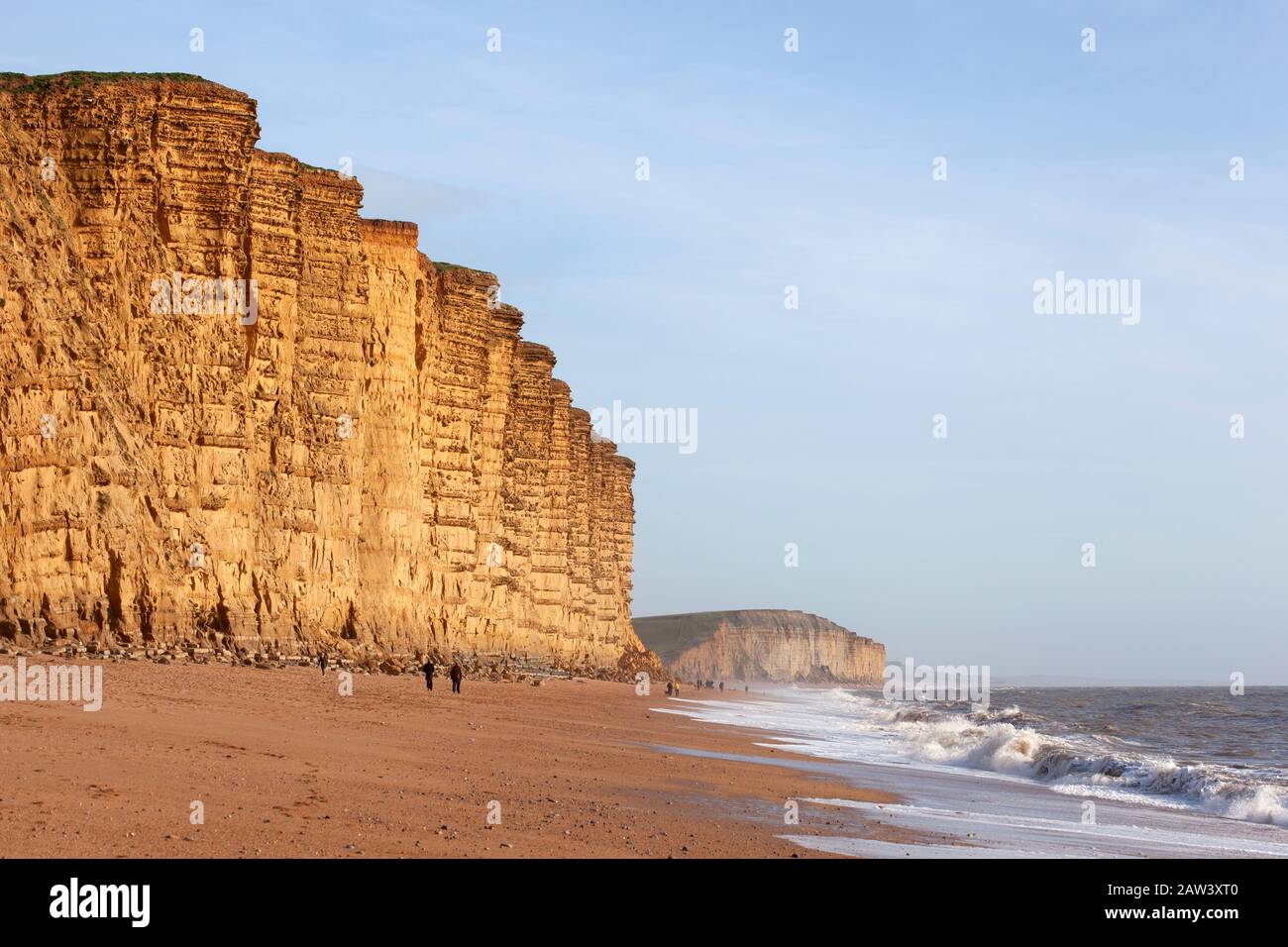 The dramatic cliffs at West Bay on the Dorset coast Stock Photo - Alamy
