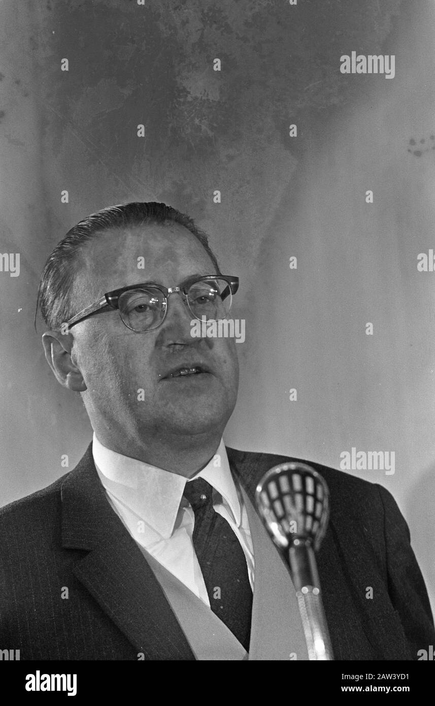 Arie de froe hi-res stock photography and images - Alamy