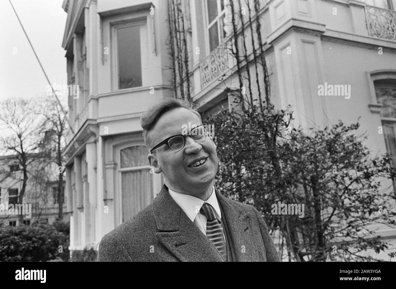 Revolutionary science Black and White Stock Photos & Images - Alamy