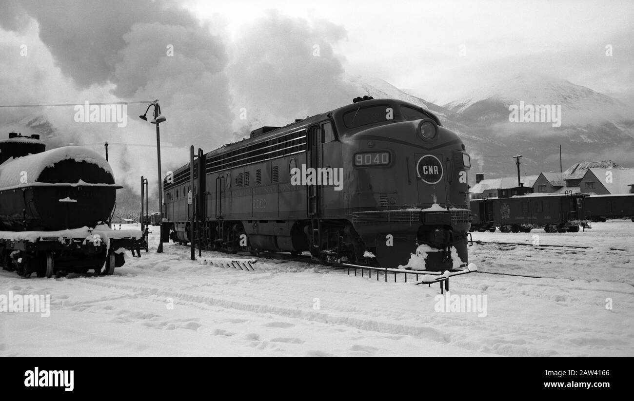 CNR Canadian National Railway Engine 9040 Circa 1958 Stock Photo - Alamy