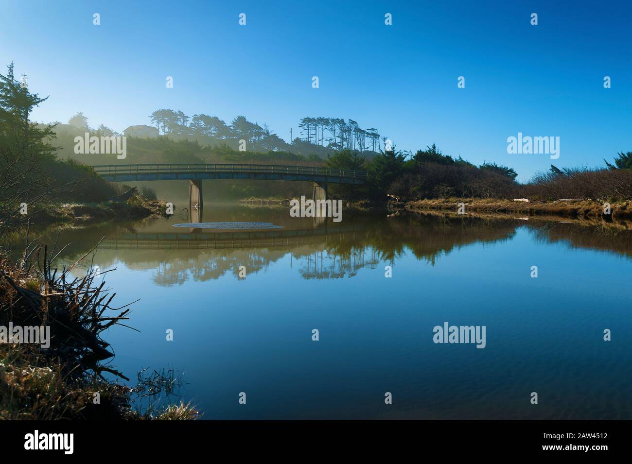 Water foot bridge hi-res stock photography and images - Alamy