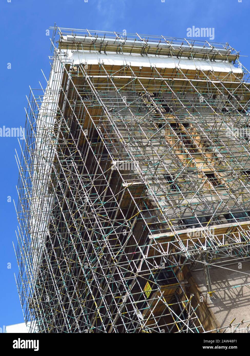 Scaffold art hi-res stock photography and images - Alamy