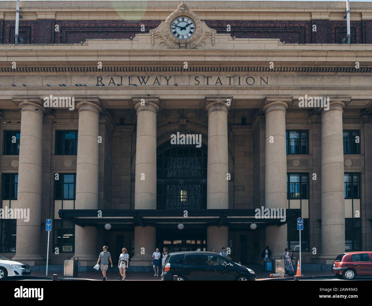 Wellington commuter train hi-res stock photography and images - Alamy