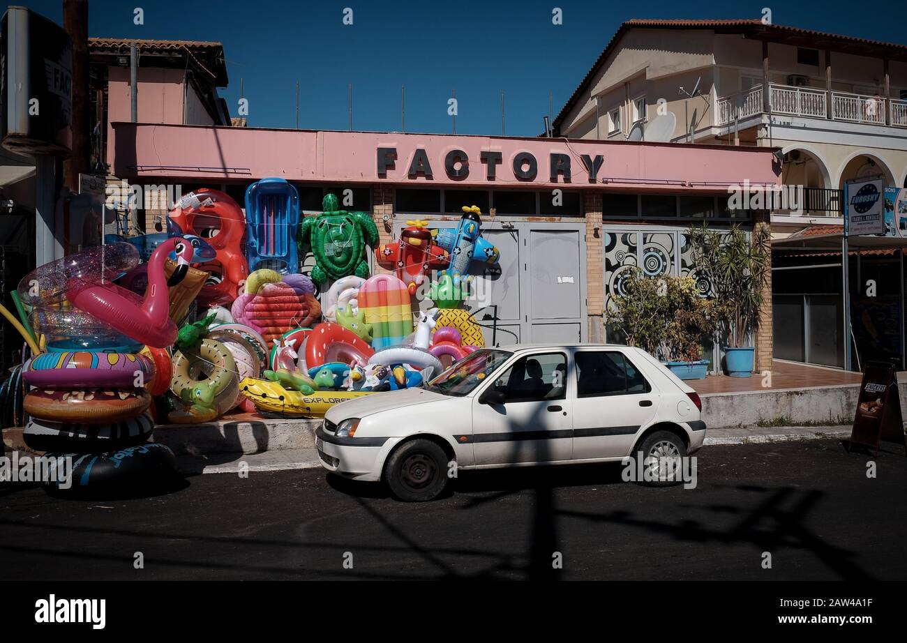 Inflatables hi-res stock photography and images - Alamy