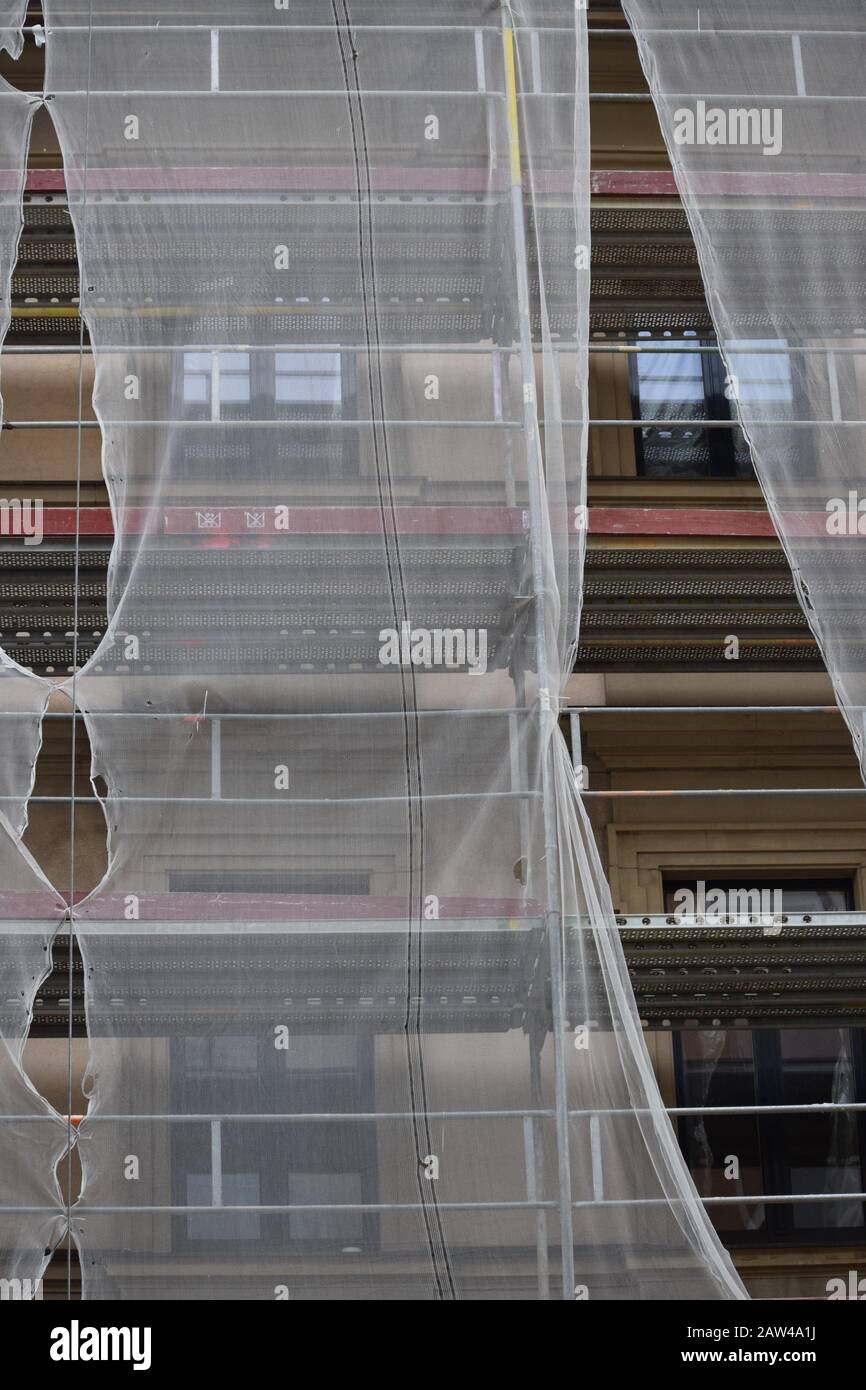 Dust curtain on Scaffolding Stock Photo - Alamy