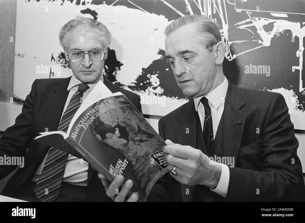 Compiler prof hi-res stock photography and images - Alamy