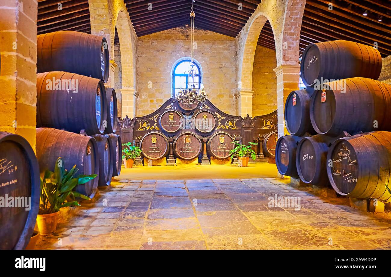 JEREZ, SPAIN - SEPTEMBER 20, 2019: The vintage interior of King's ...