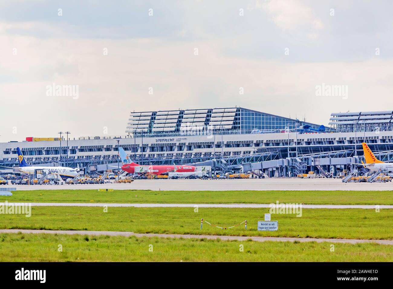 Takeoff position hi-res stock photography and images - Alamy