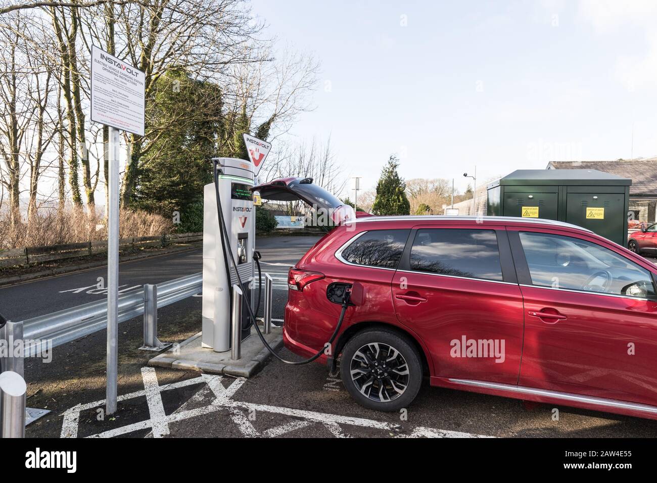 Ev charging hassle free hi-res stock photography and images - Alamy