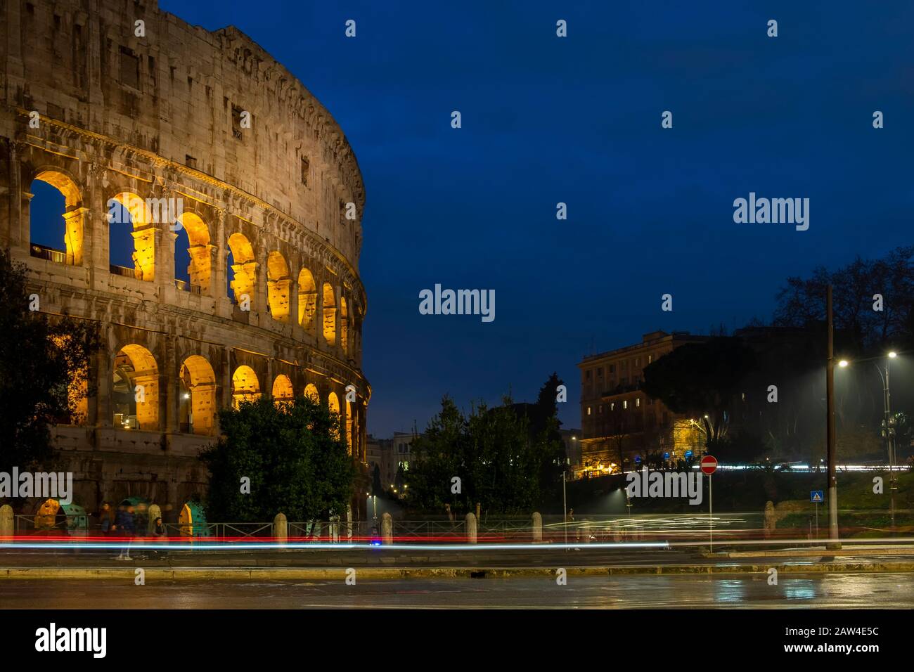 Coliseo roma hi-res stock photography and images - Alamy