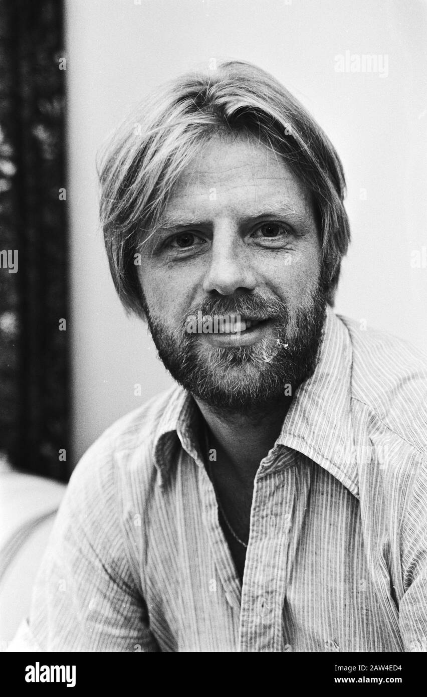 Mr ton hi-res stock photography and images - Alamy