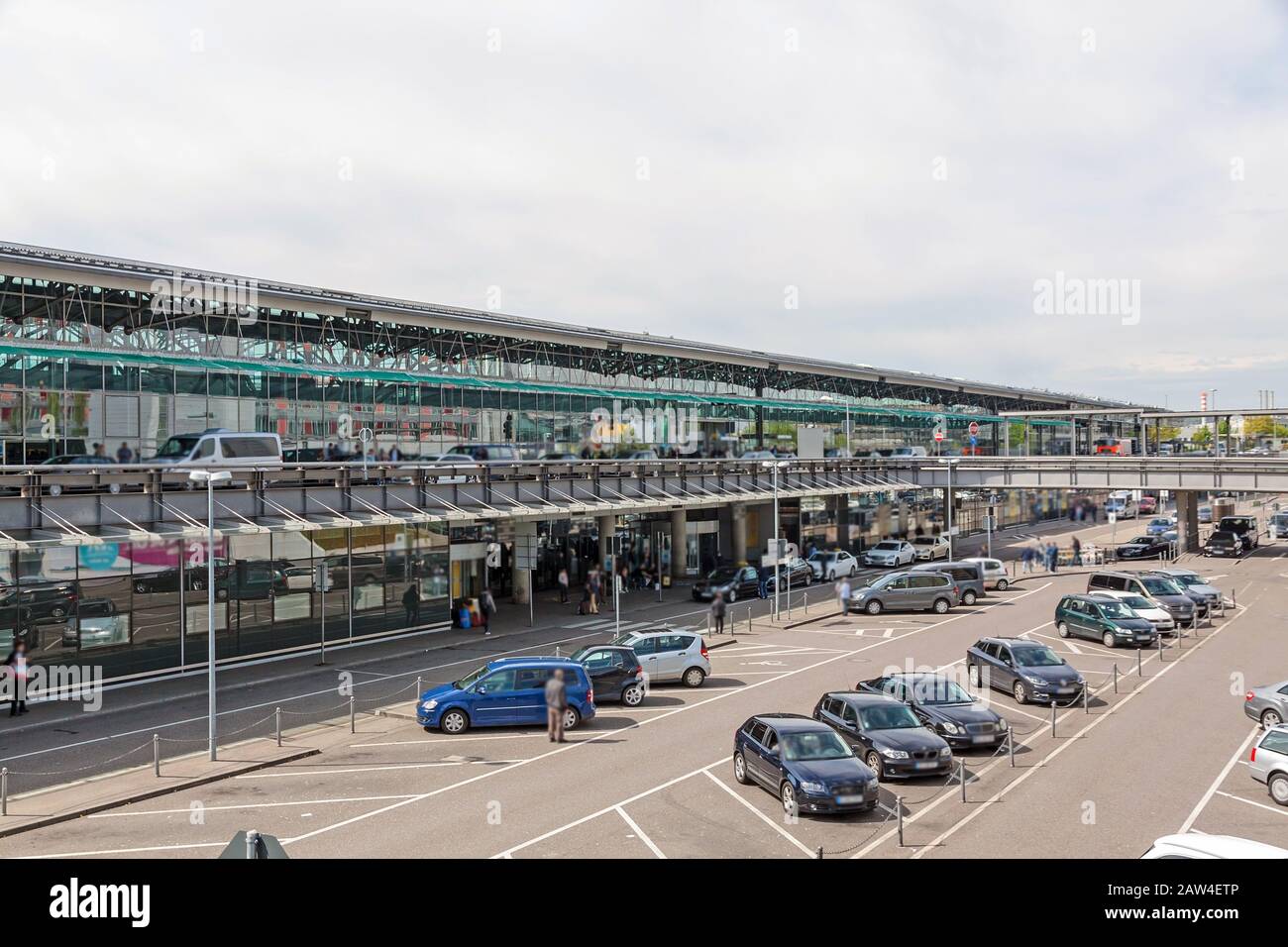 Airport Stuttgart, Terminal 1 + 2 entrance, exterior view Stock Photo ...