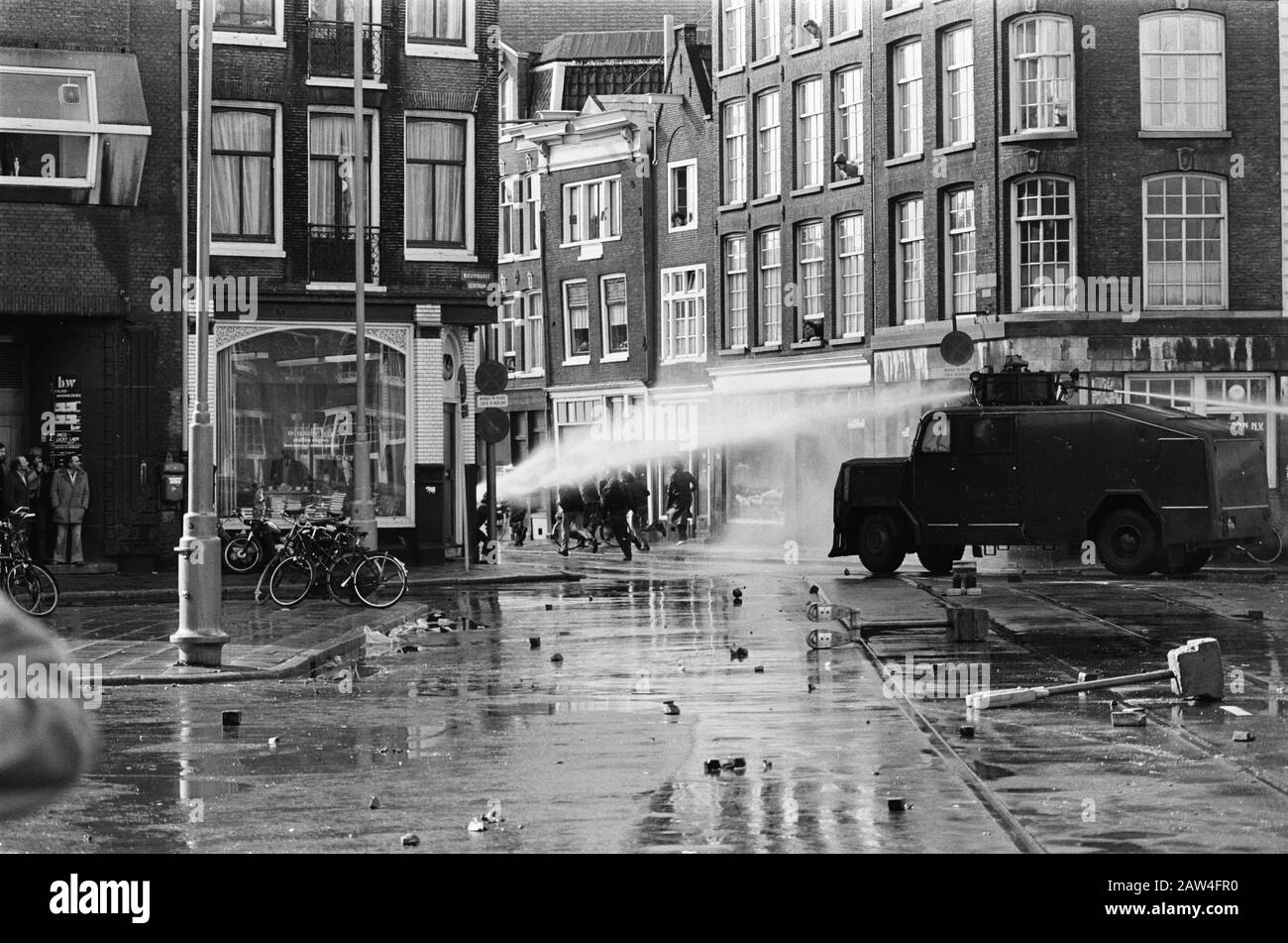 Riots in evacuation buildings in Nieuwmarktbuurt in Amsterdam ...
