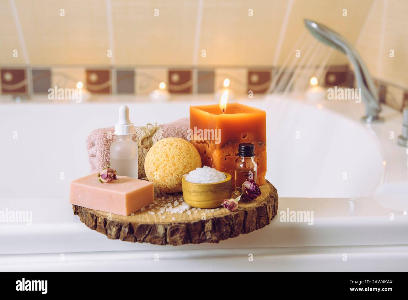 Boho bathroom hi-res stock photography and images - Alamy