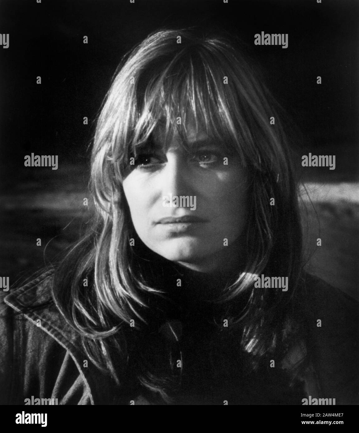 Susan george 1970 hi-res stock photography and images - Alamy