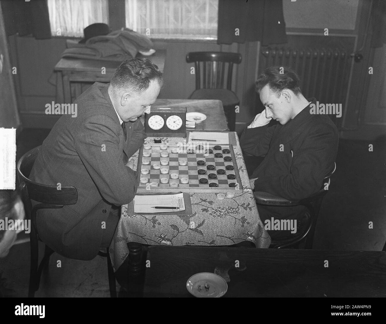Dutch checkers championship roozenburg keller hi-res stock photography ...