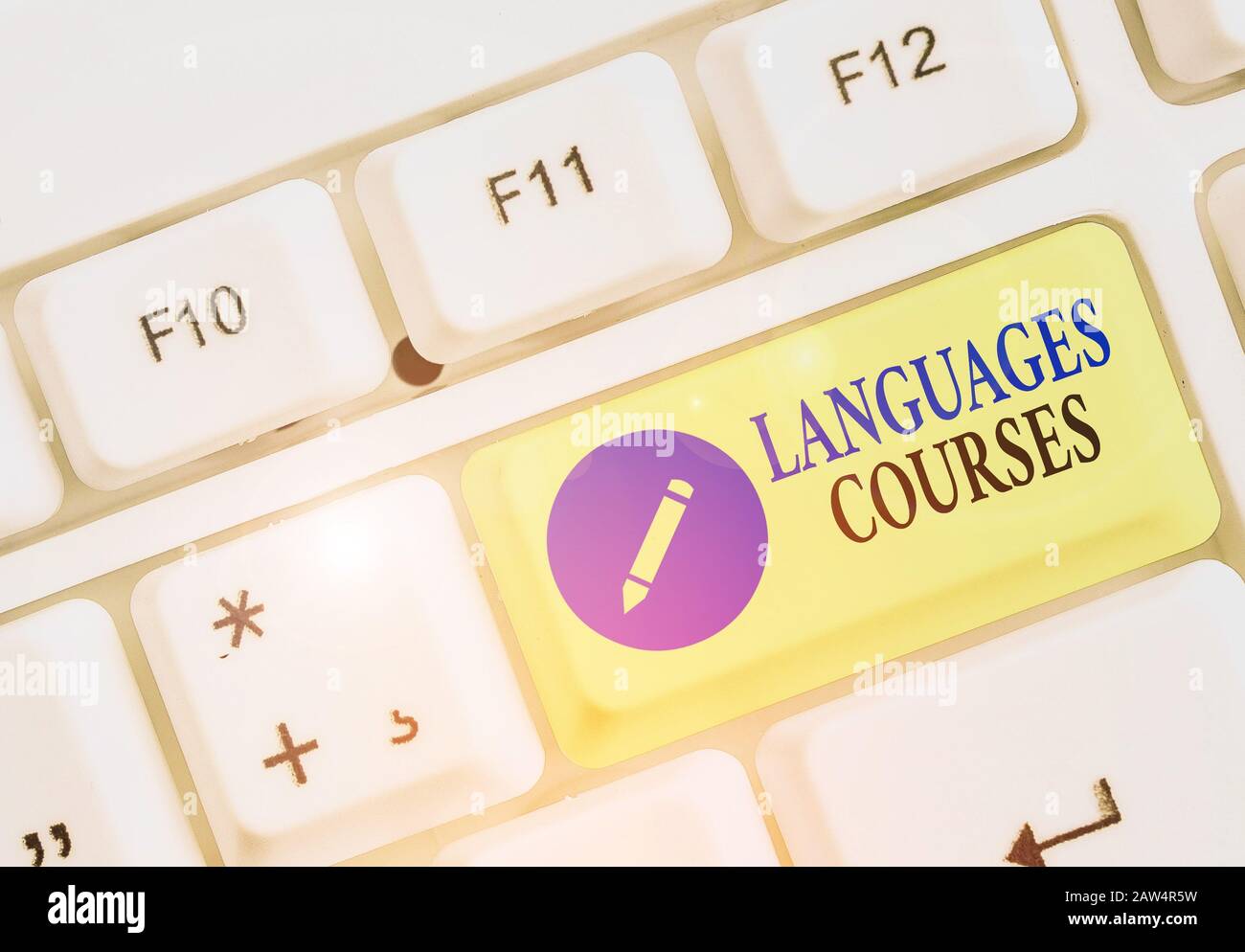 Presentation classroom languages hi-res stock photography and images ...