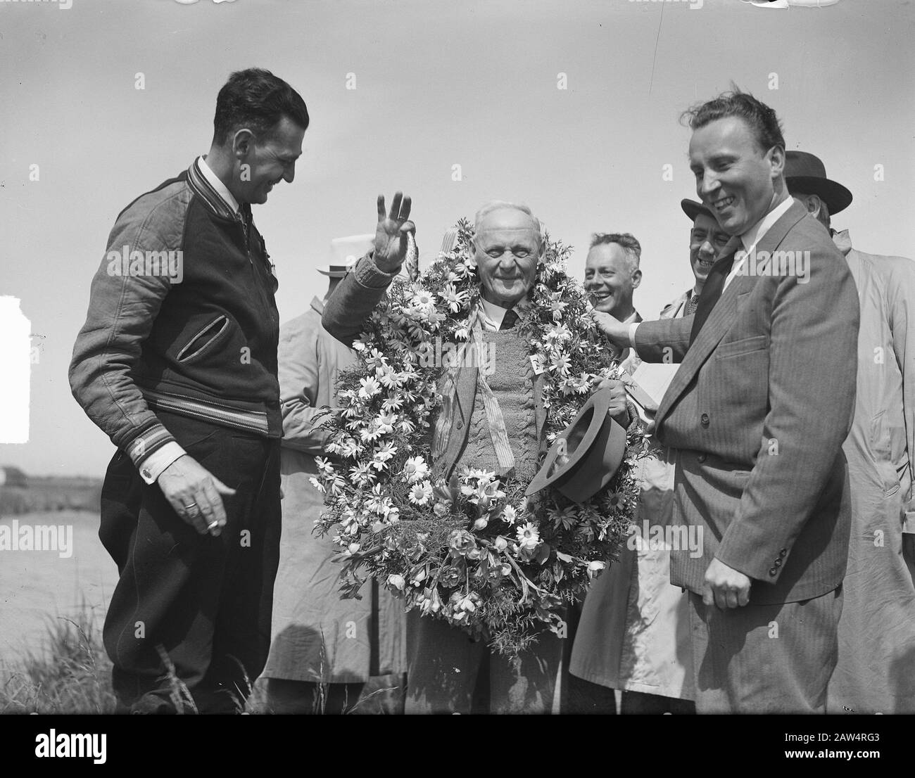 Ancient of Days Roeterstraat fishing Date: June 1, 1950 Keywords: FISH ...