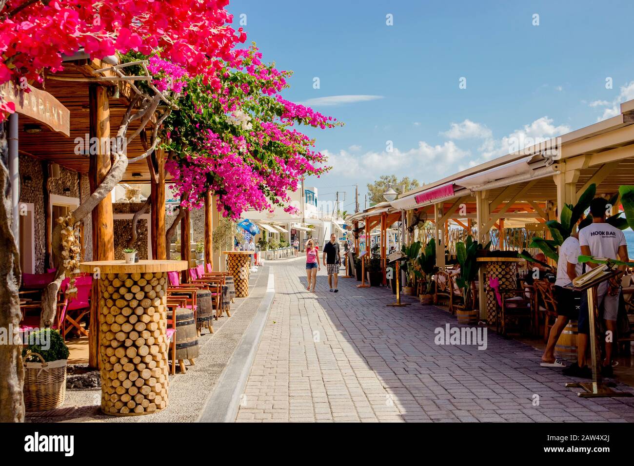 Tourists on main promenade hi-res stock photography and images - Alamy