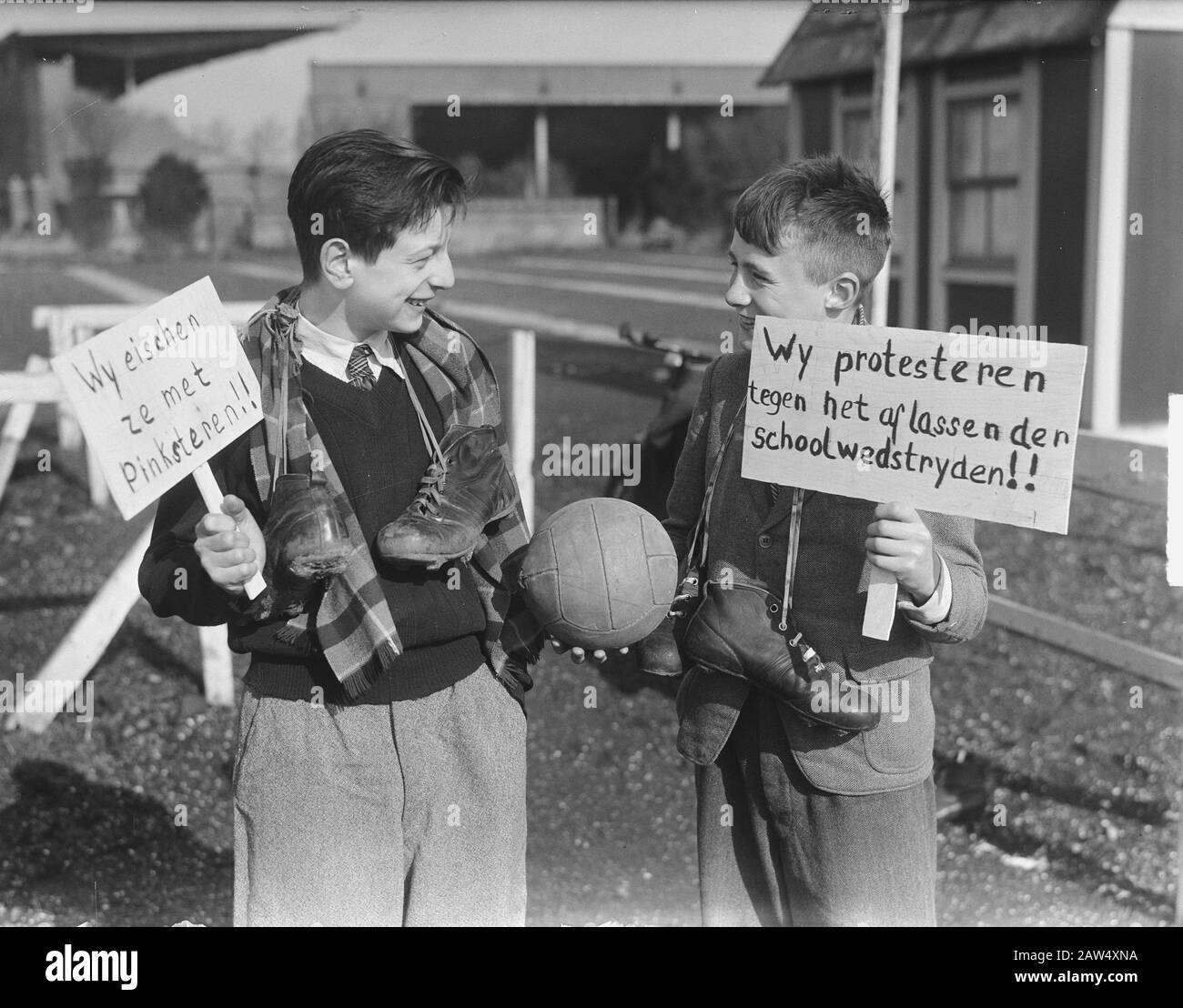 Athletic cancellation hi-res stock photography and images - Alamy