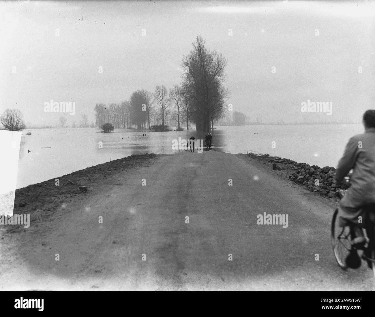 Flooding Zutphen Warnsveld Date: December 27, 1952 Location: Gelderland ...
