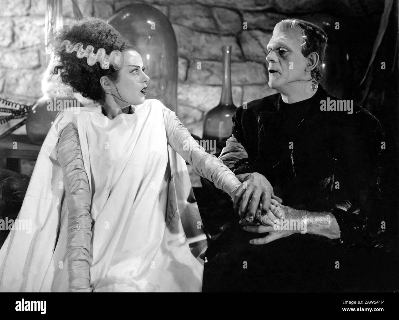 Bride frankenstein 1935 james whale hi-res stock photography and images ...