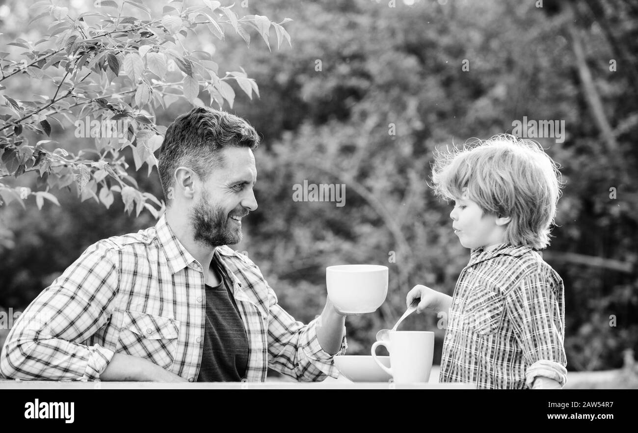 healthy food. Family day bonding. they love eating together. Weekend ...