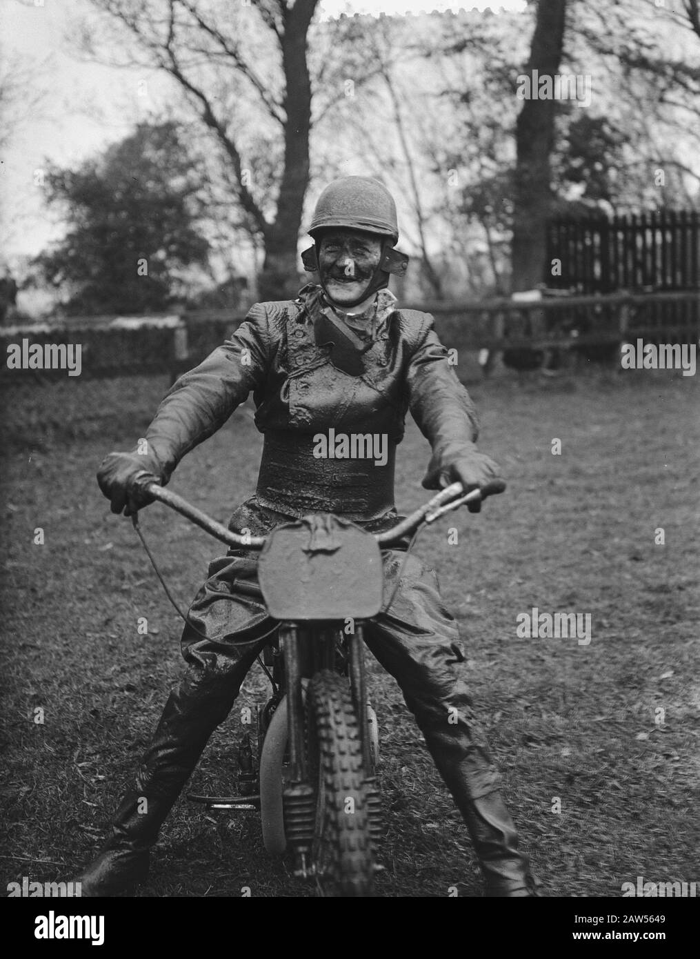 Motorcyclists speed Black and White Stock Photos & Images - Alamy