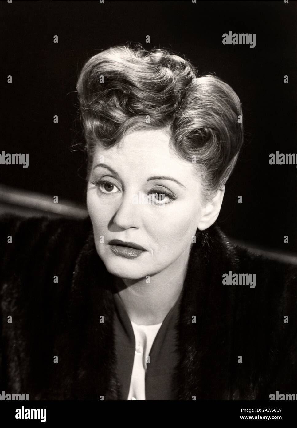 Lifeboat 1944 tallulah bankhead hi-res stock photography and images - Alamy