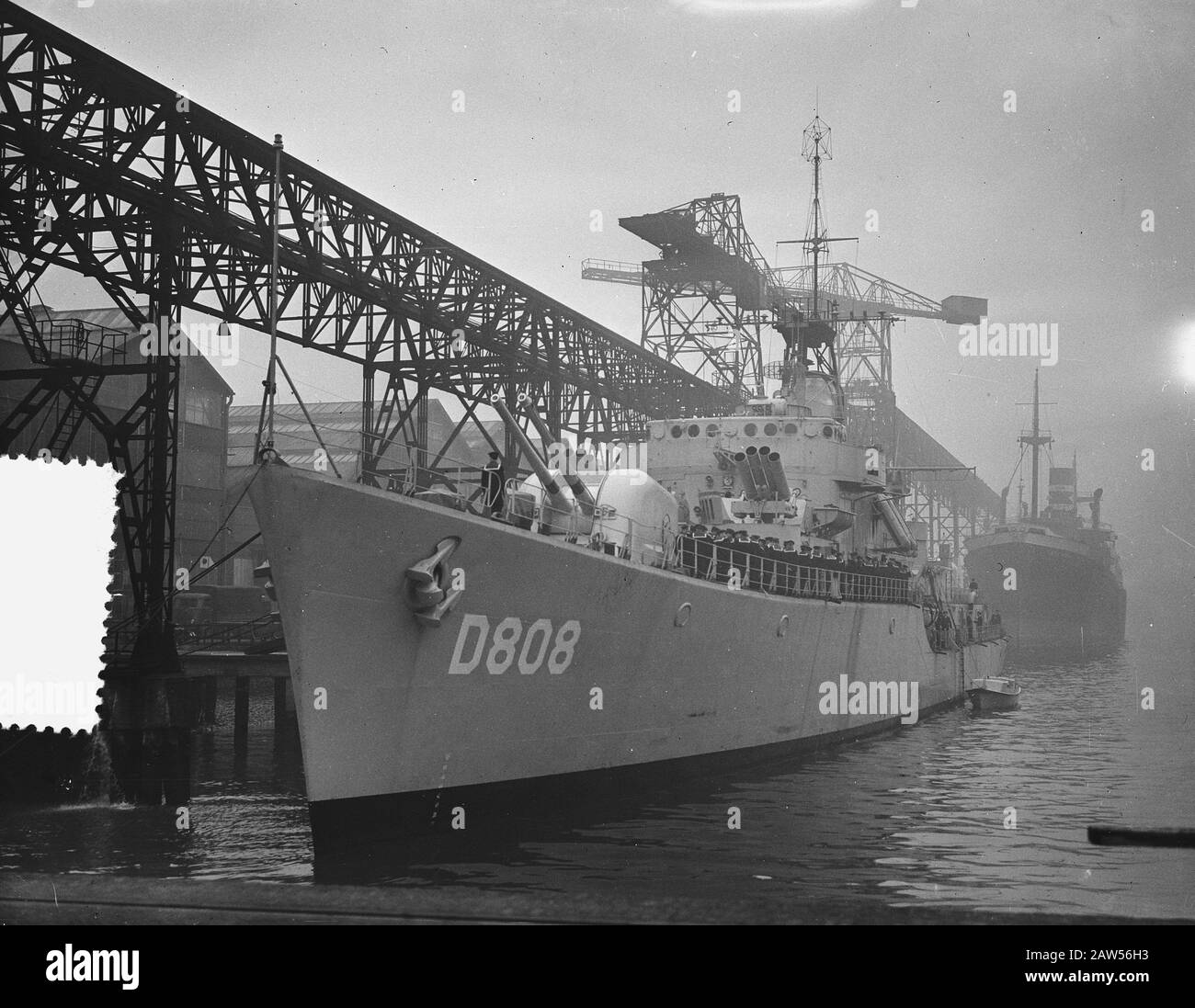 Submarine in dry dock hi-res stock photography and images - Alamy
